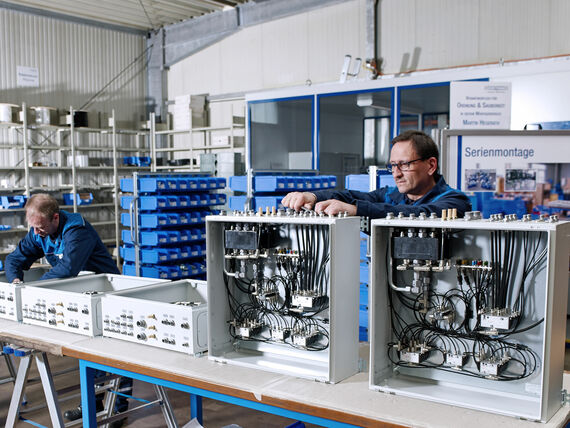 VOORTMANN | Steuerungs-, Druckluft- und Verladesysteme